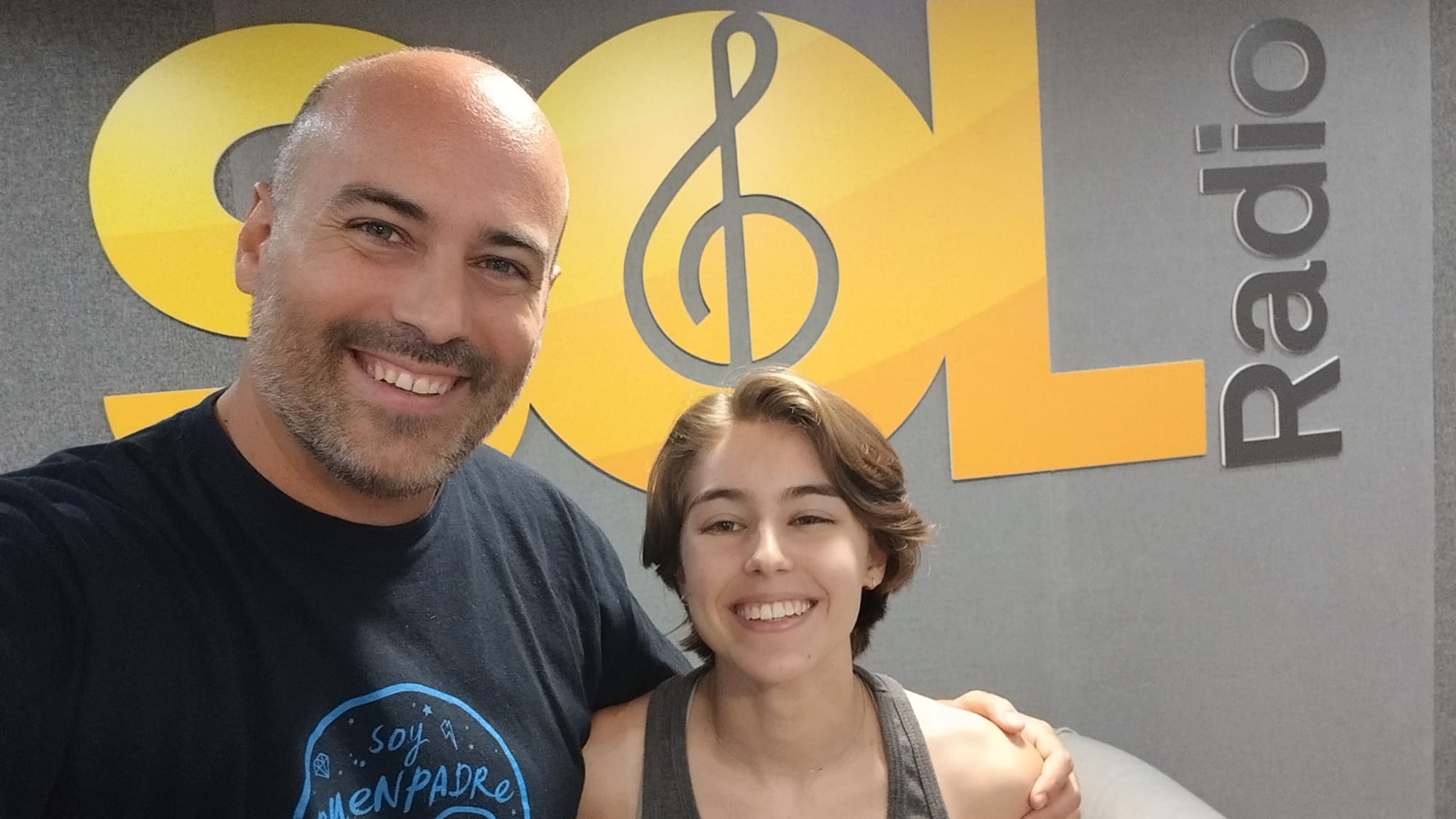 AnaLú de Tembea presenta "Taxi libre" en nuestros estudios. - Sol Radio ...